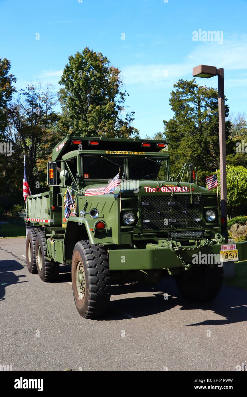High water rescue vehicle hi-res stock photography and images - Alamy