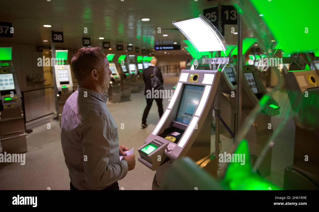 Officers with the U.S. Customs and Border Protection, Office of Field ...