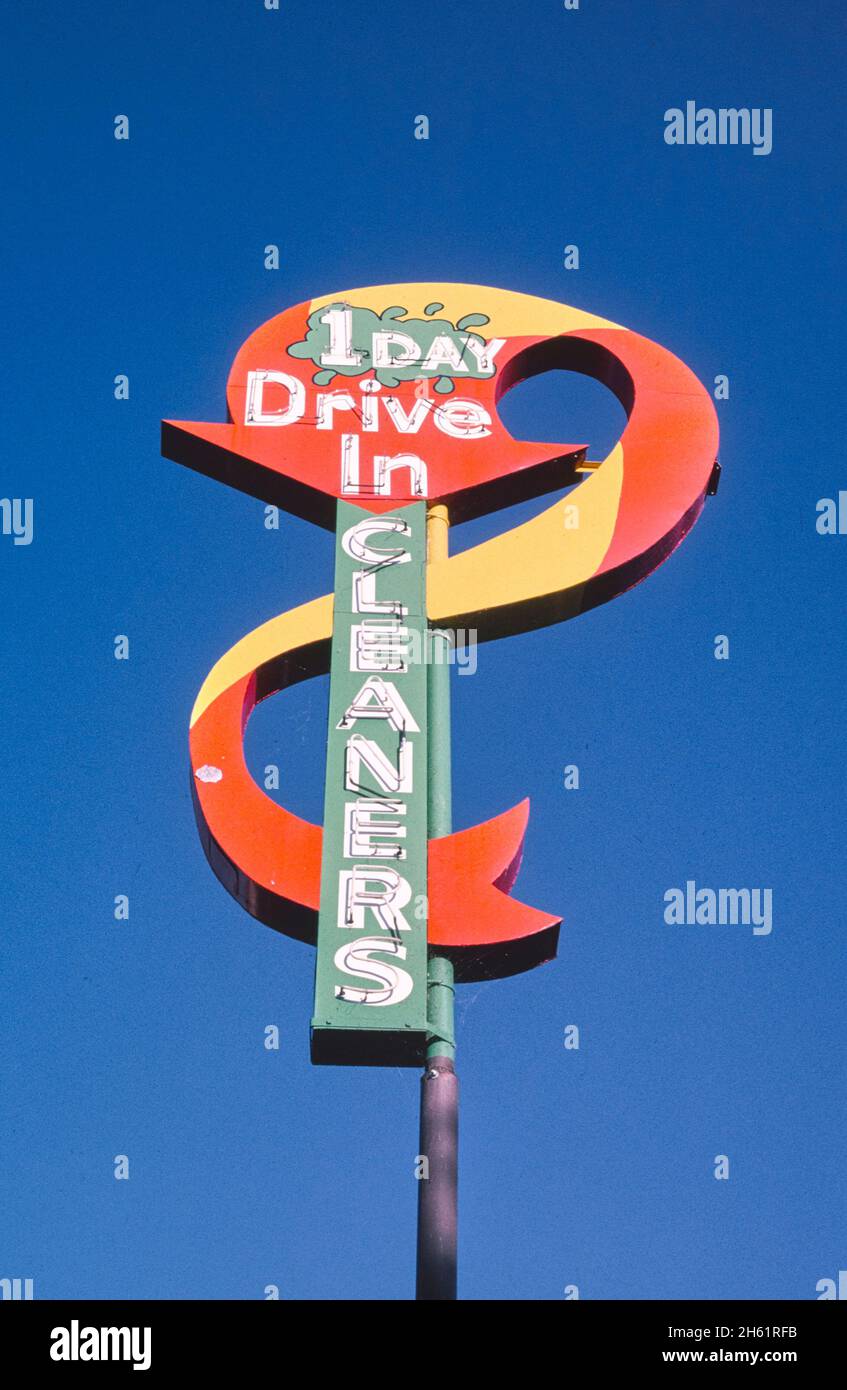 1 day drive in cleaner sign hi-res stock photography and images - Alamy