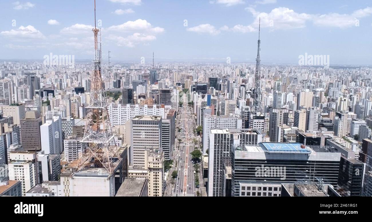 Aerial view of Avenida Paulista (Paulista avenue) in Sao Paulo city ...