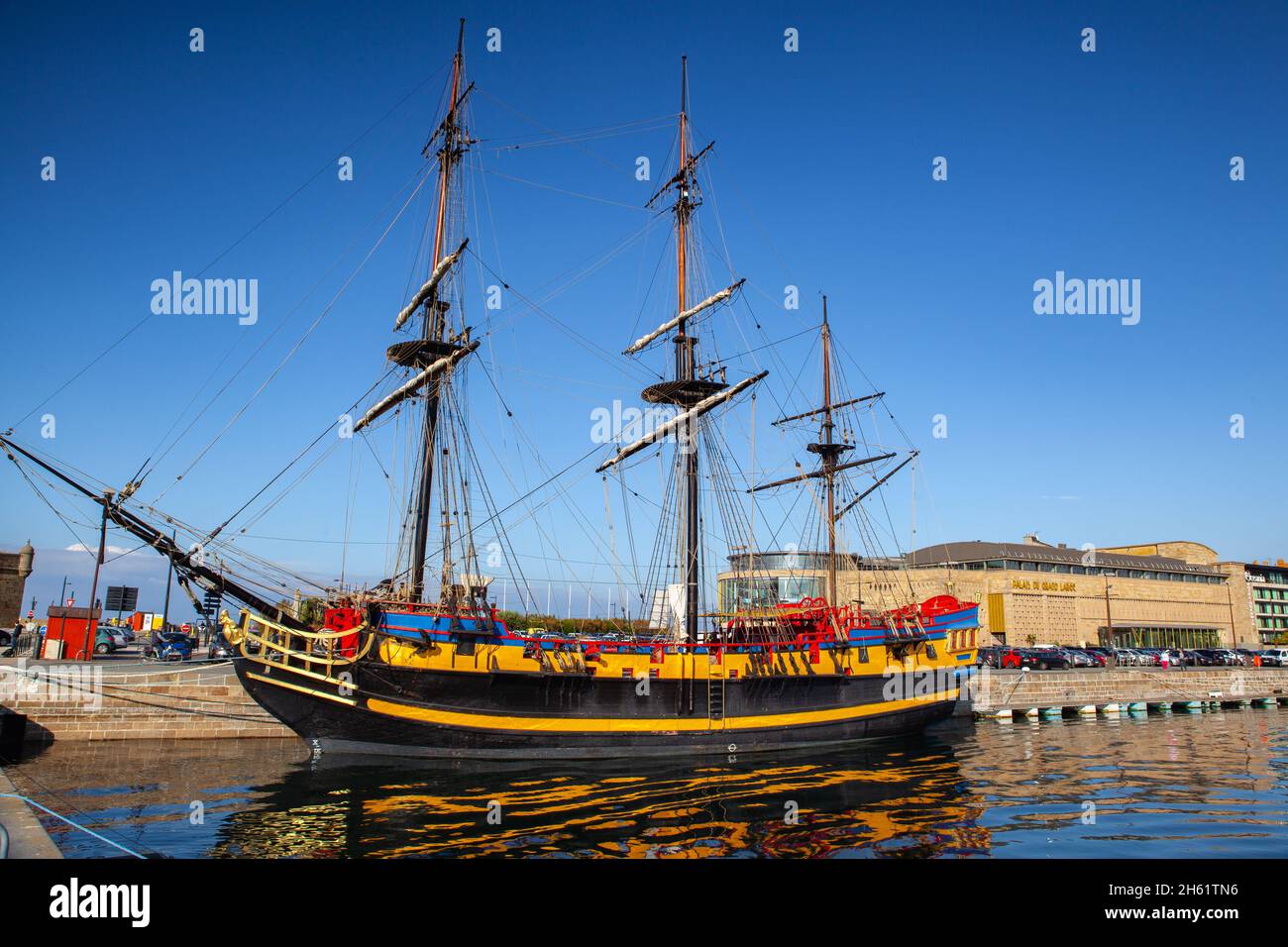 Etoile du roy french corsair sailing boat hi-res stock photography and ...