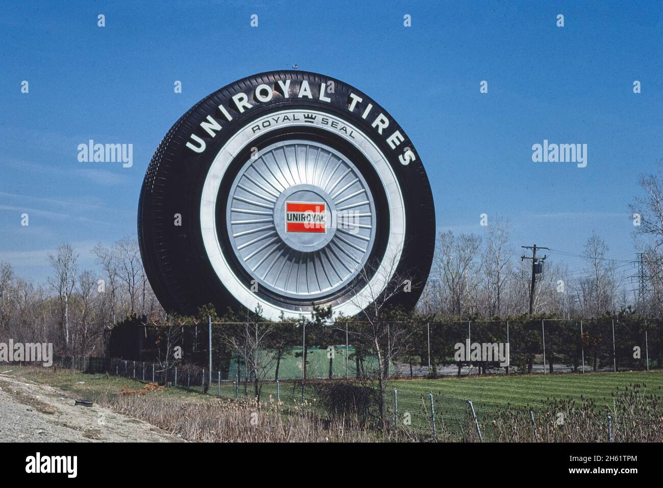 Uniroyal Tires Logo