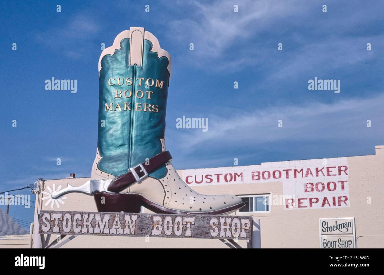 Stockmans bait shop sign hi-res stock photography and images - Alamy