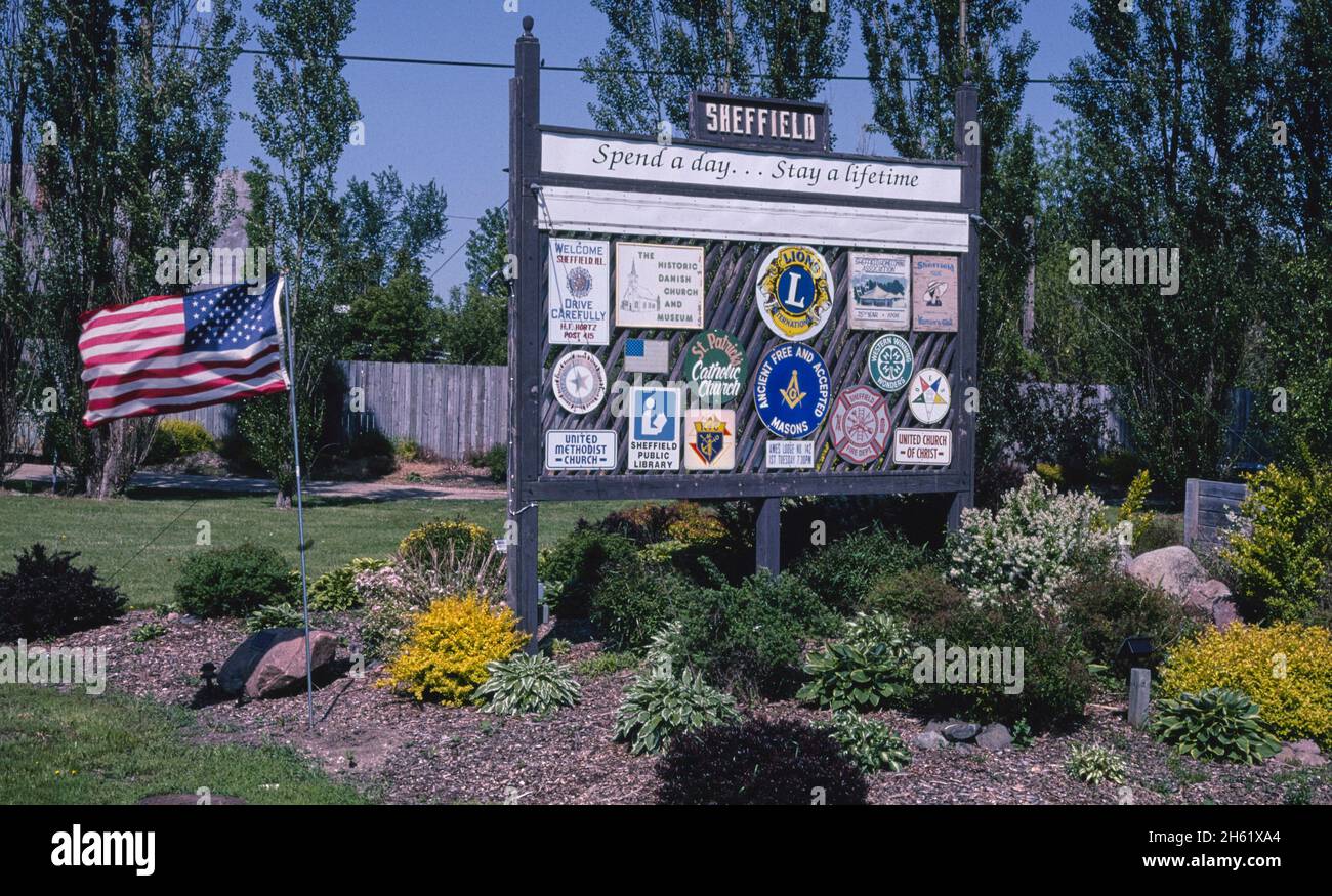 Sheffield welcome sign, Sheffield, Illinois; ca. 2003 Stock Photo - Alamy