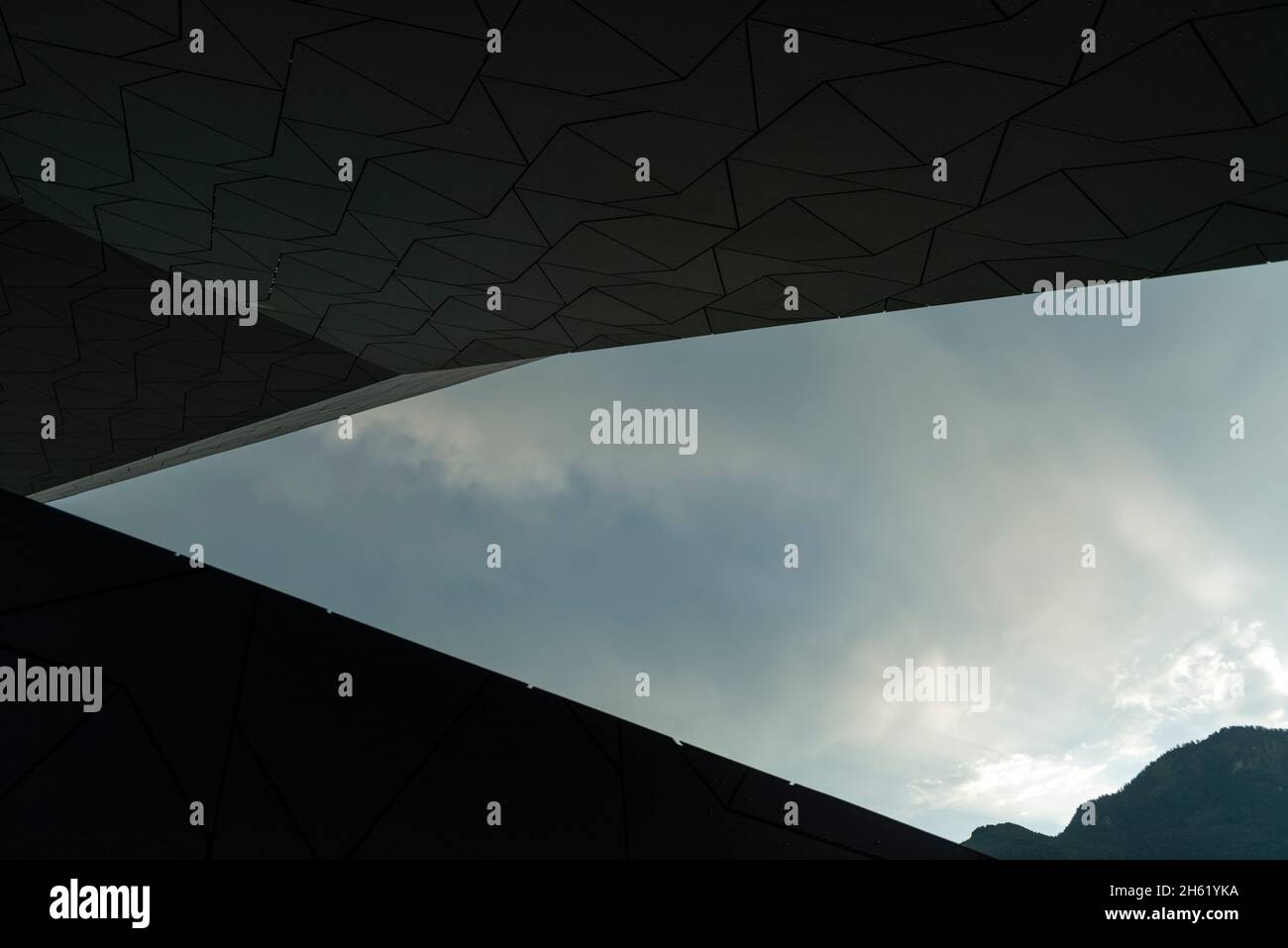 Concert hall architecture hi-res stock photography and images - Alamy