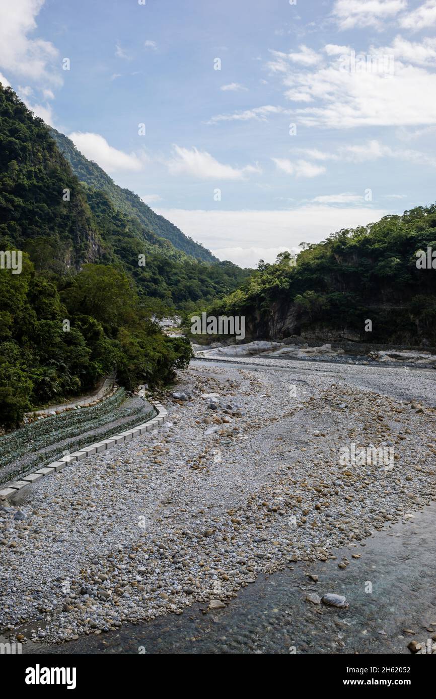Taroko gorge hi-res stock photography and images - Alamy