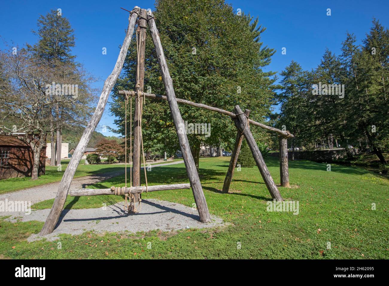Spring pole drilling rig hi-res stock photography and images - Alamy