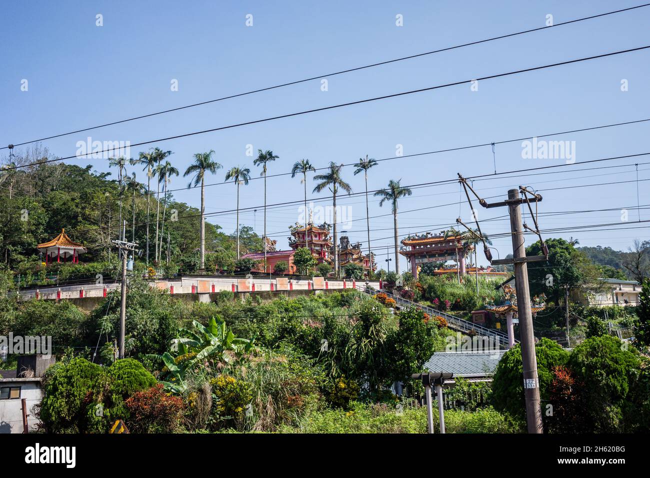 Train ride in the east to keelung hi-res stock photography and images ...