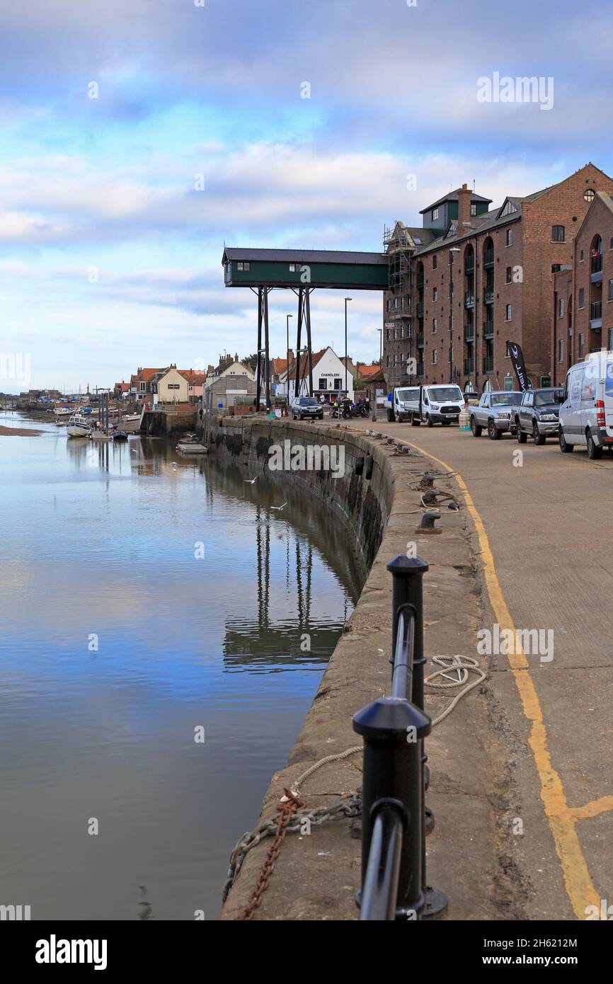 The granary building hi-res stock photography and images - Alamy