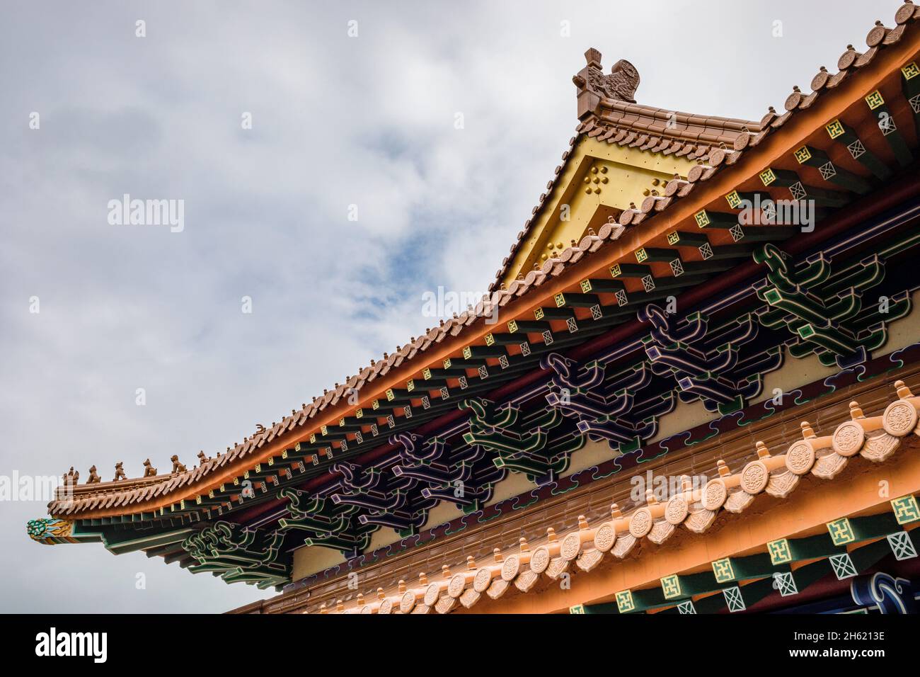 colorful po lin temple,po lin monastery,lantau Stock Photo - Alamy