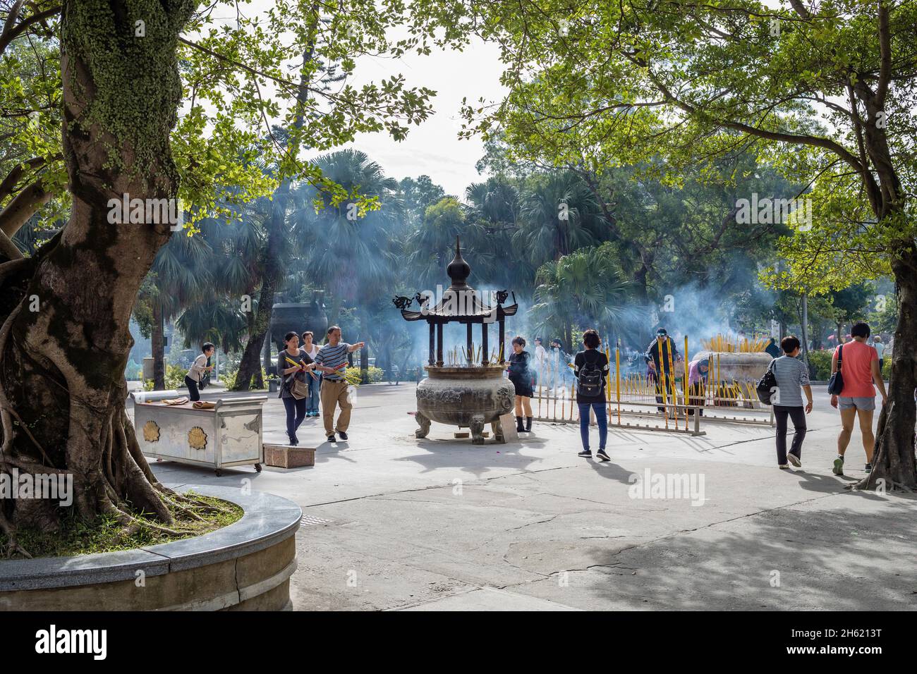 incense sticks and prayer,po lin monastery,po lin temple,lantau Stock ...
