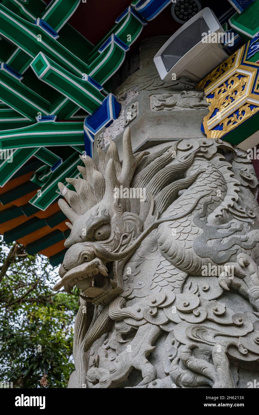 colorful po lin temple,po lin monastery,lantau Stock Photo - Alamy
