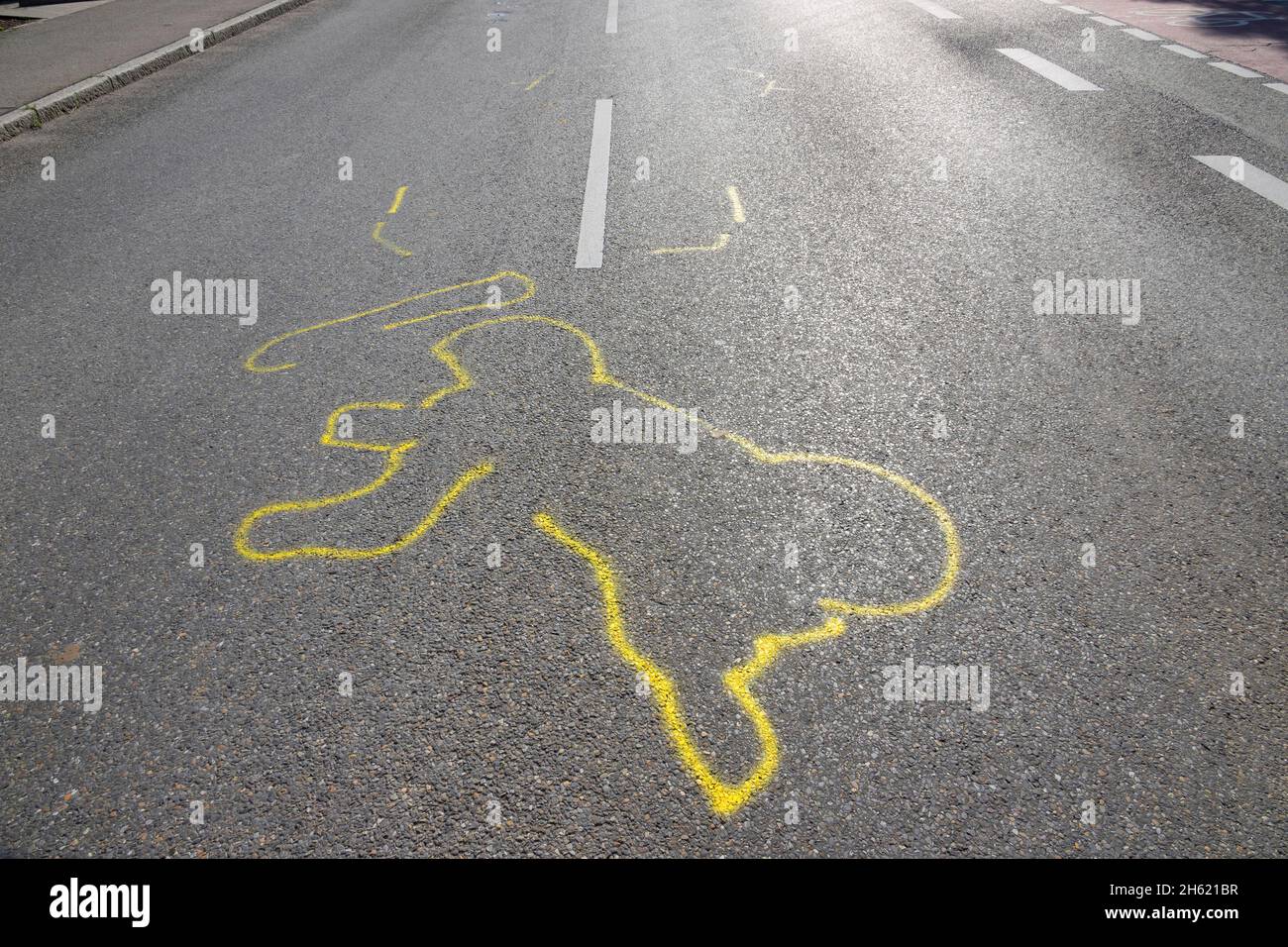 motorcycle accident on a thoroughfare,chalk mark on the road Stock ...