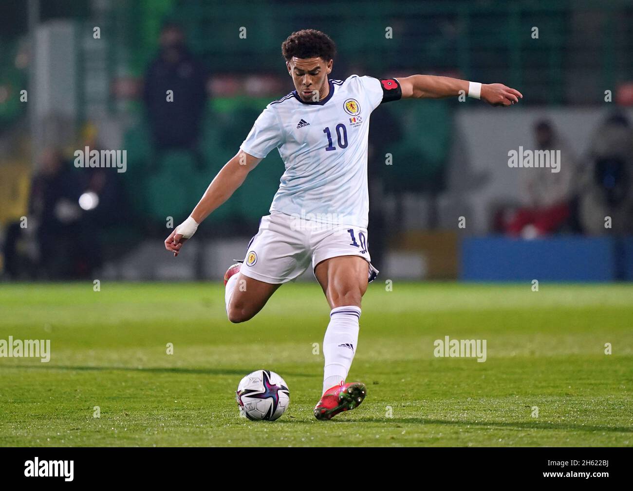 Che adams scotland hi-res stock photography and images - Alamy