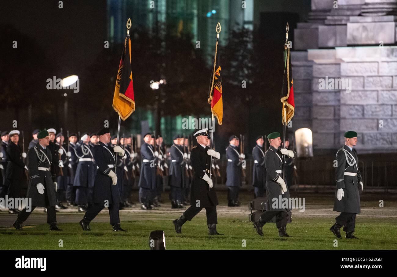 Berlin, Germany. 12th Nov, 2021. Flag bearers stand at the ceremonial ...