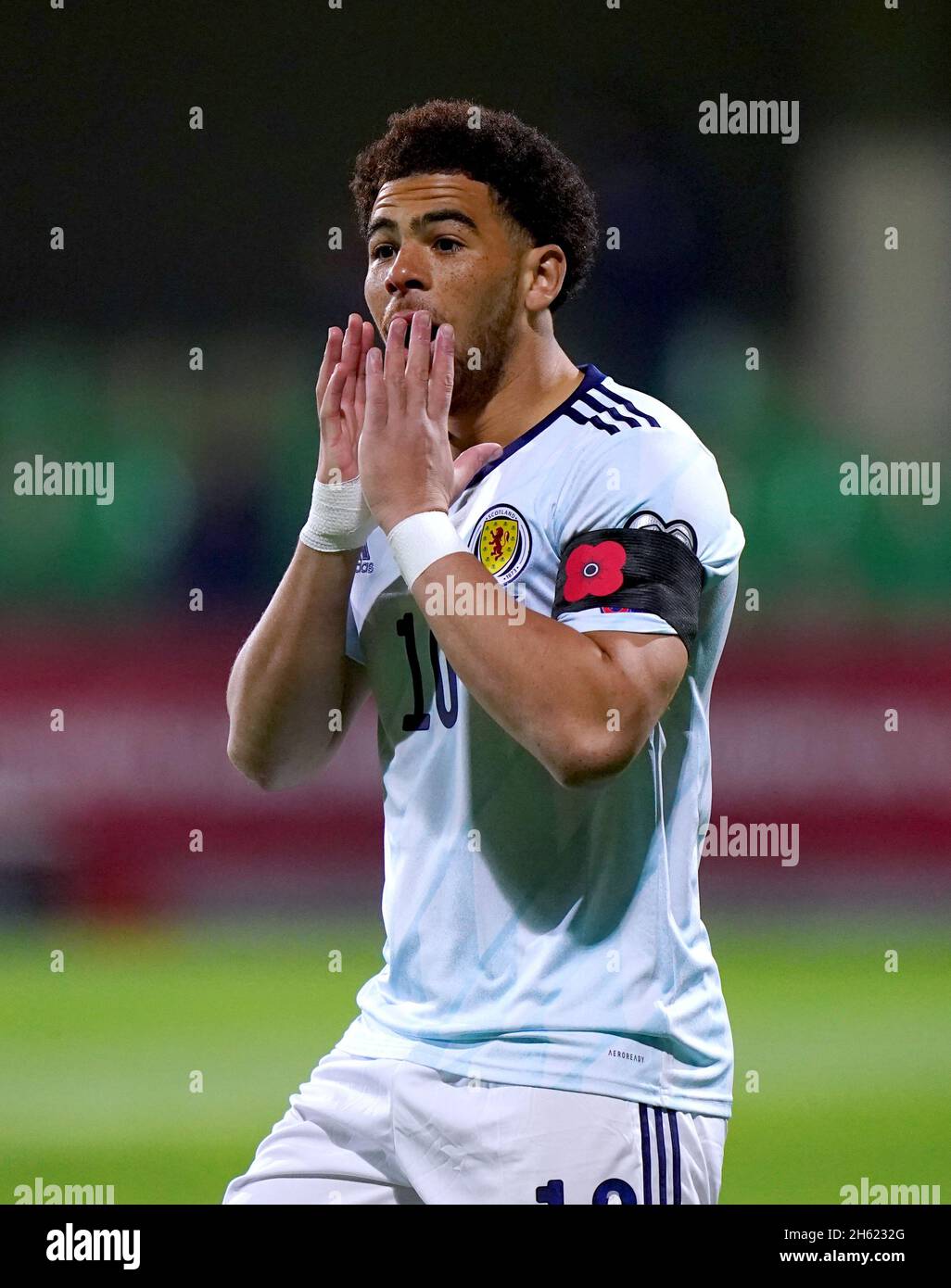 Che adams scotland hi-res stock photography and images - Alamy