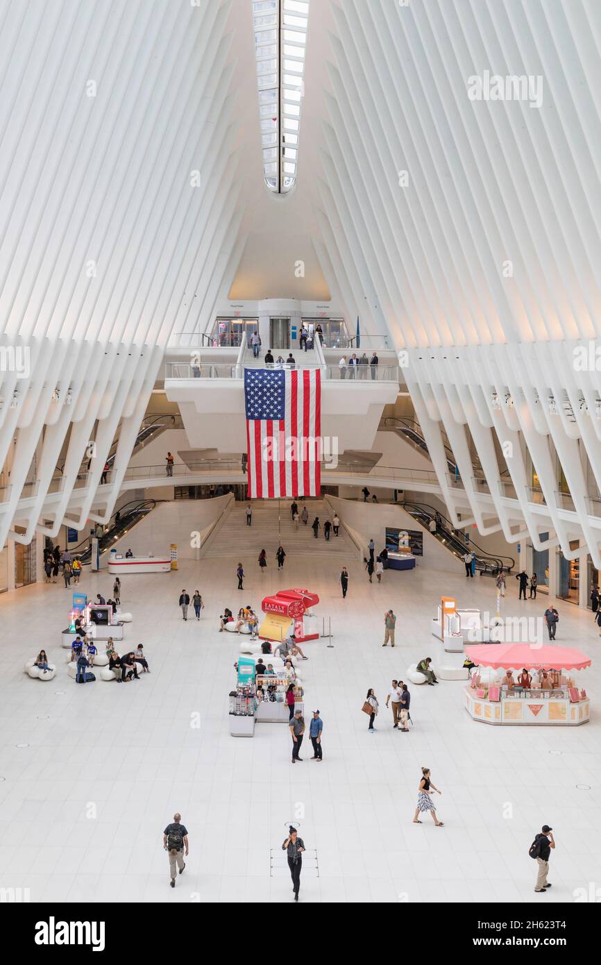oculus,main concourse of the subway station with shopping center ...