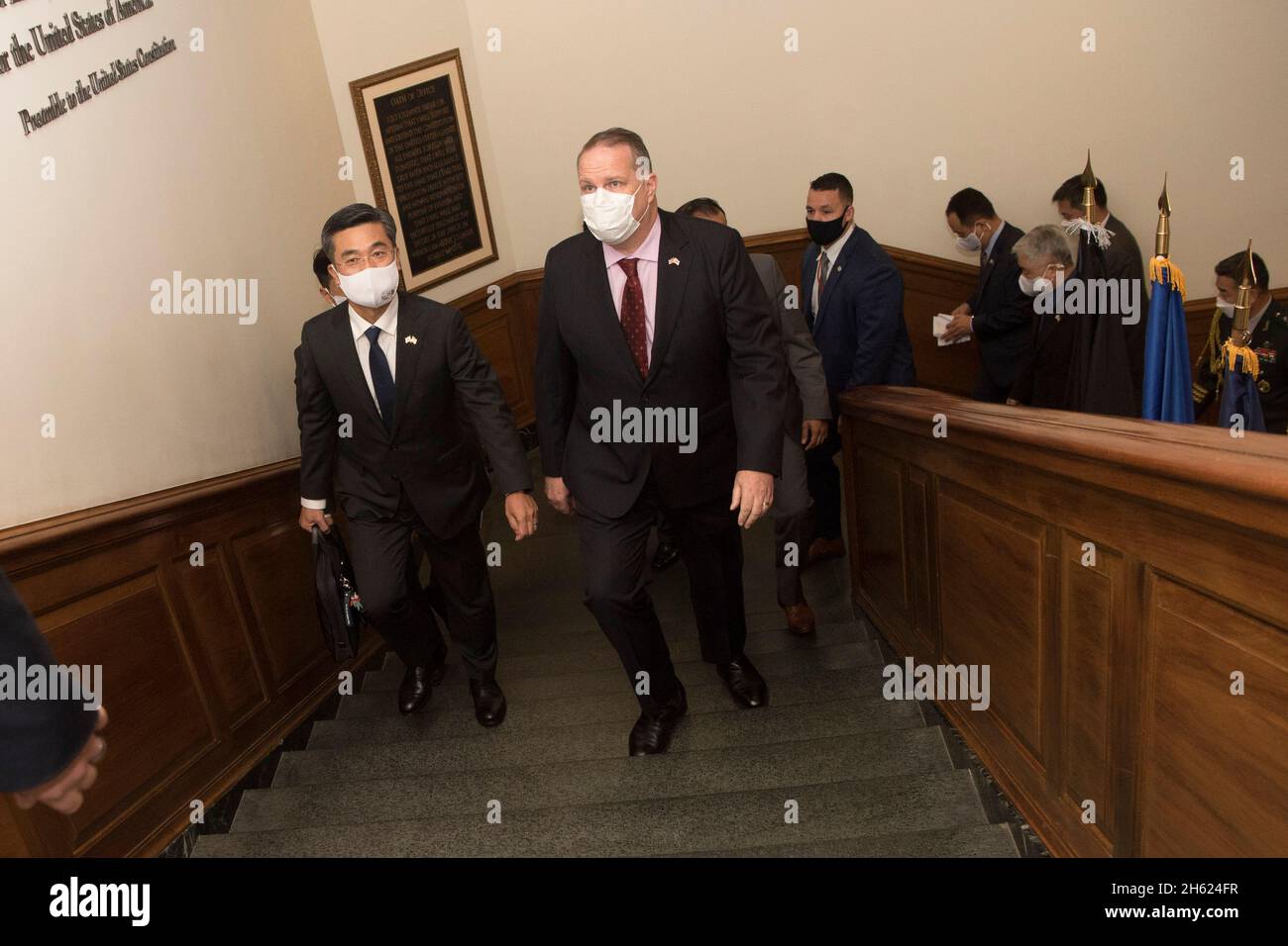Reportage: Republic of Korea Minister of National Defense Suh Wook ...