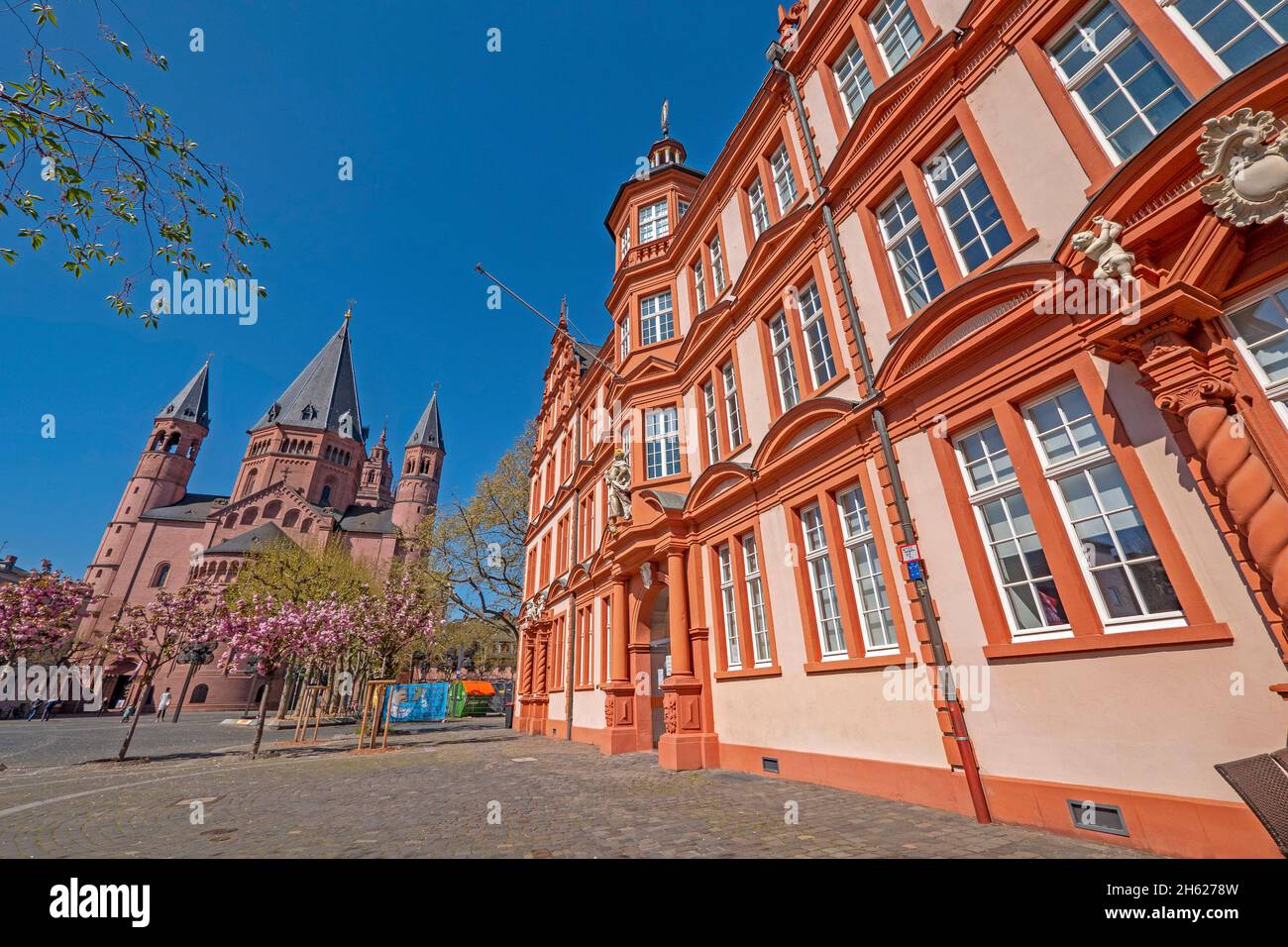 Gutenberg plaza hi-res stock photography and images - Alamy
