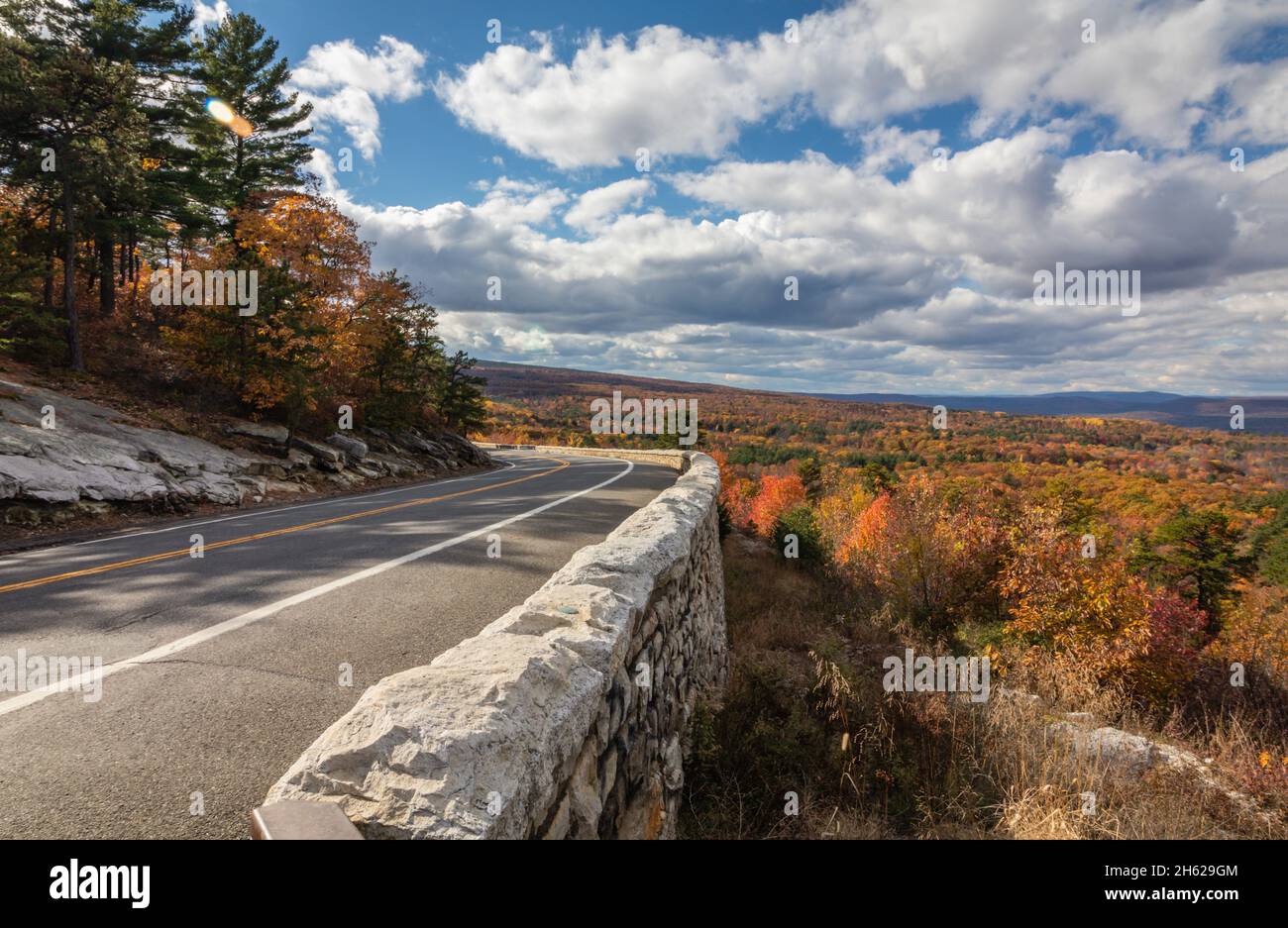 Scenic Drive on Route 44 in Kerhonksen, NY, in the Catskill Mountain ...