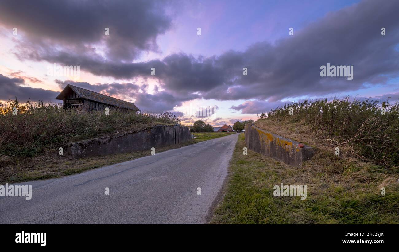 Dike passage hi-res stock photography and images - Alamy