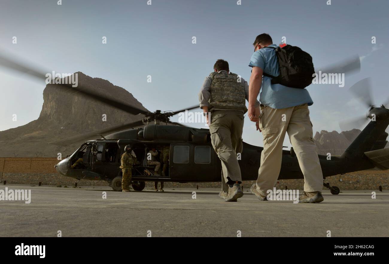 Escorted to an awaiting blackhawk hi-res stock photography and images ...