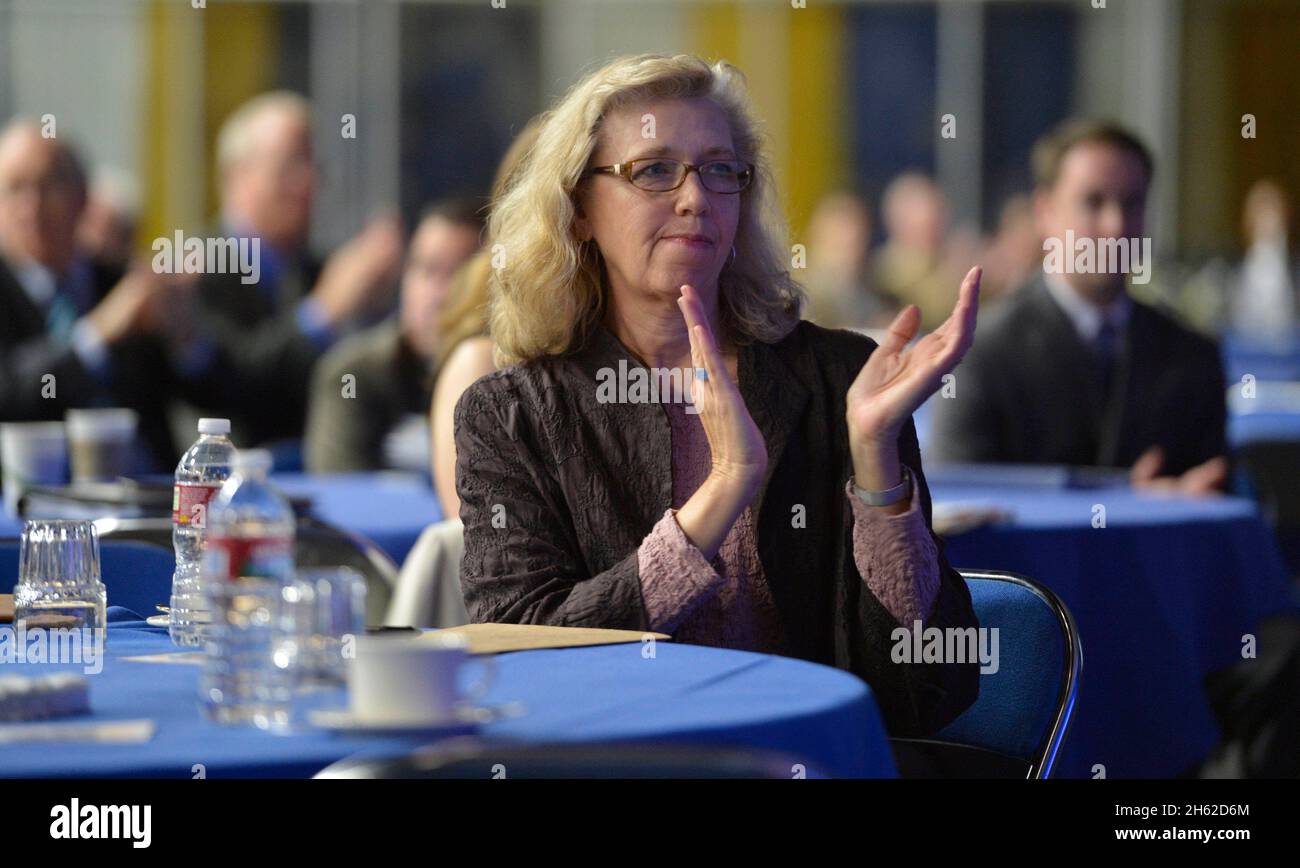 Christine fox hi-res stock photography and images - Alamy