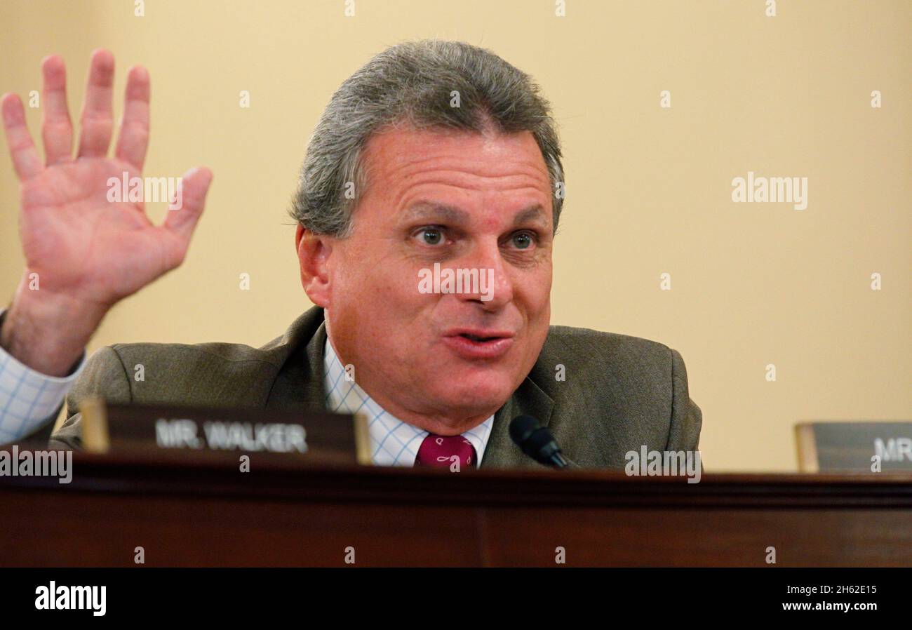 Rep buddy carter hi-res stock photography and images - Alamy