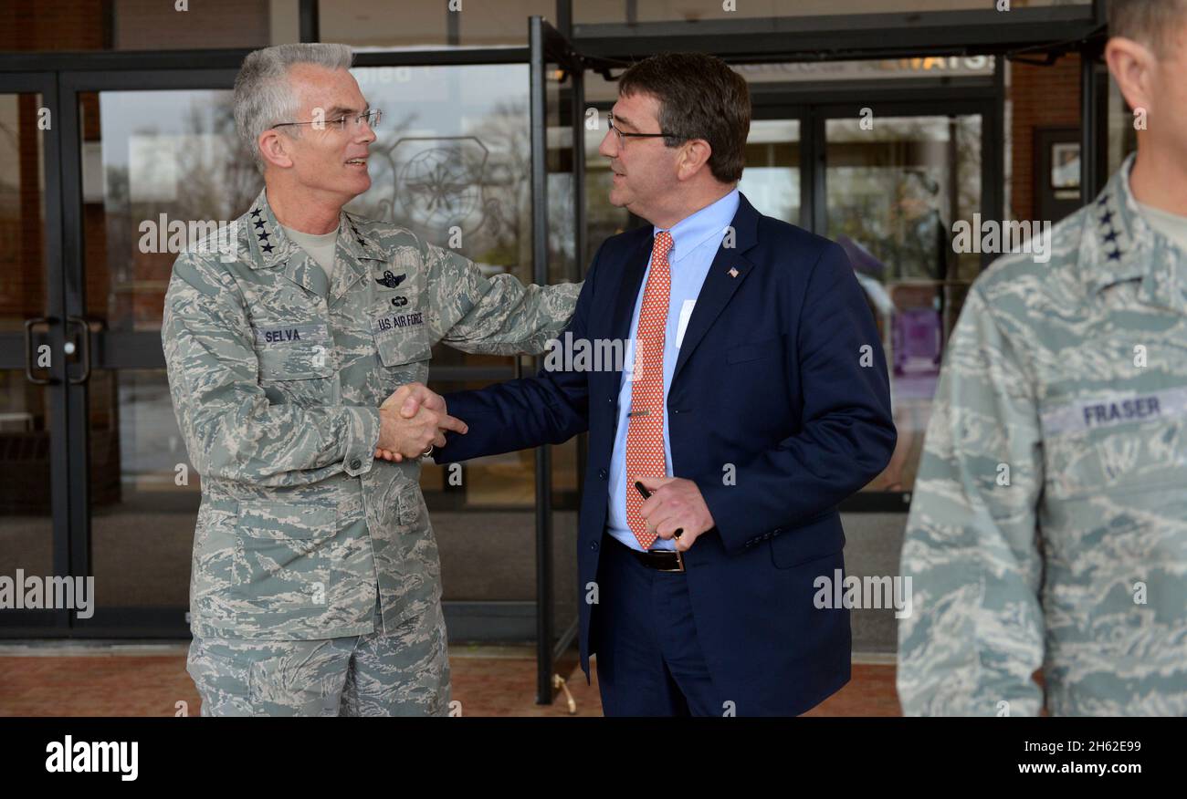 General paul selva hi-res stock photography and images - Alamy