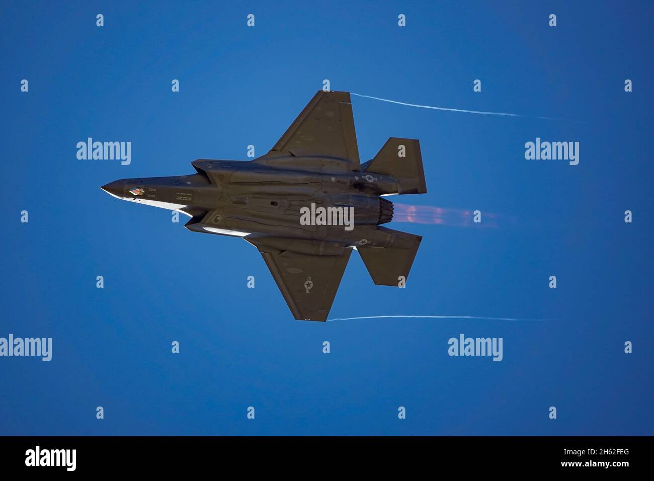 The amazing F-35 Lightning II is America's preeminent modern fighter ...
