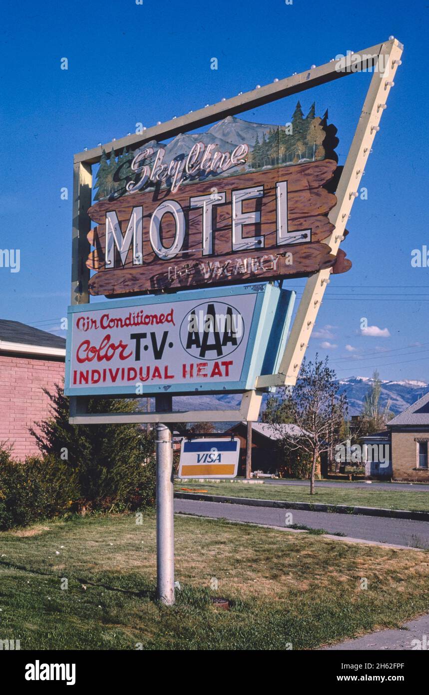 1981 sign hi-res stock photography and images - Alamy