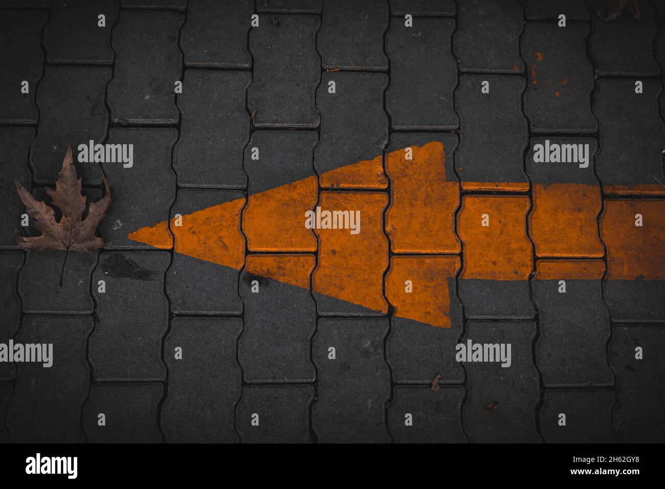 Turn left vector hi-res stock photography and images - Alamy