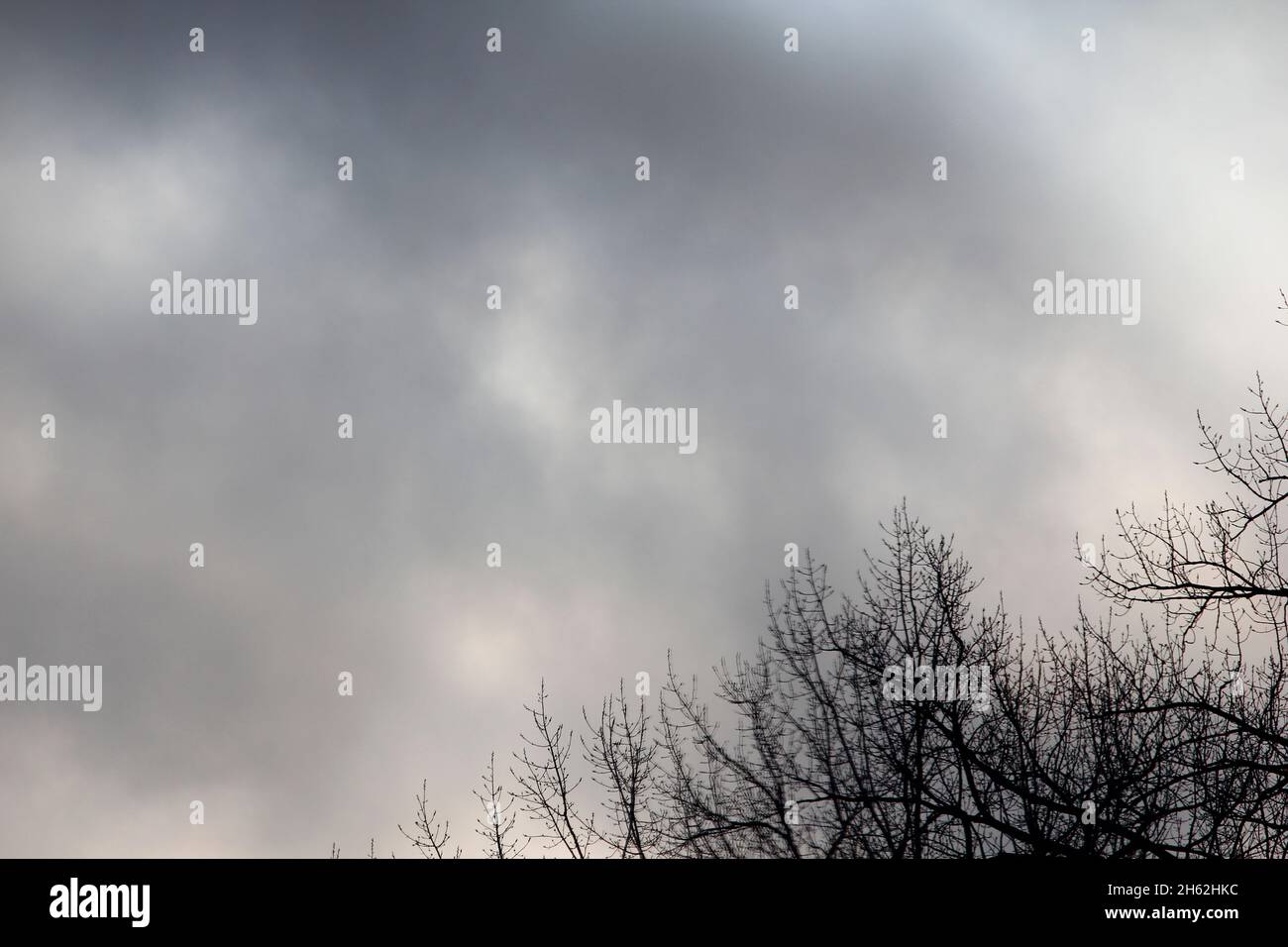 Sun obscured hi-res stock photography and images - Alamy
