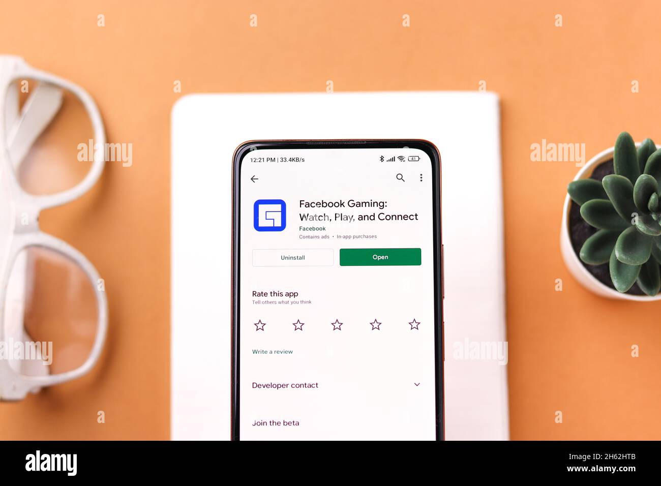 Facebook gaming logo hi-res stock photography and images - Alamy