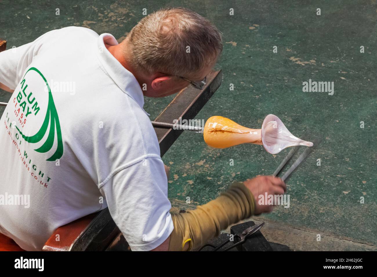 england,isle of wight,the needles alum bay glass makers demonstration ...