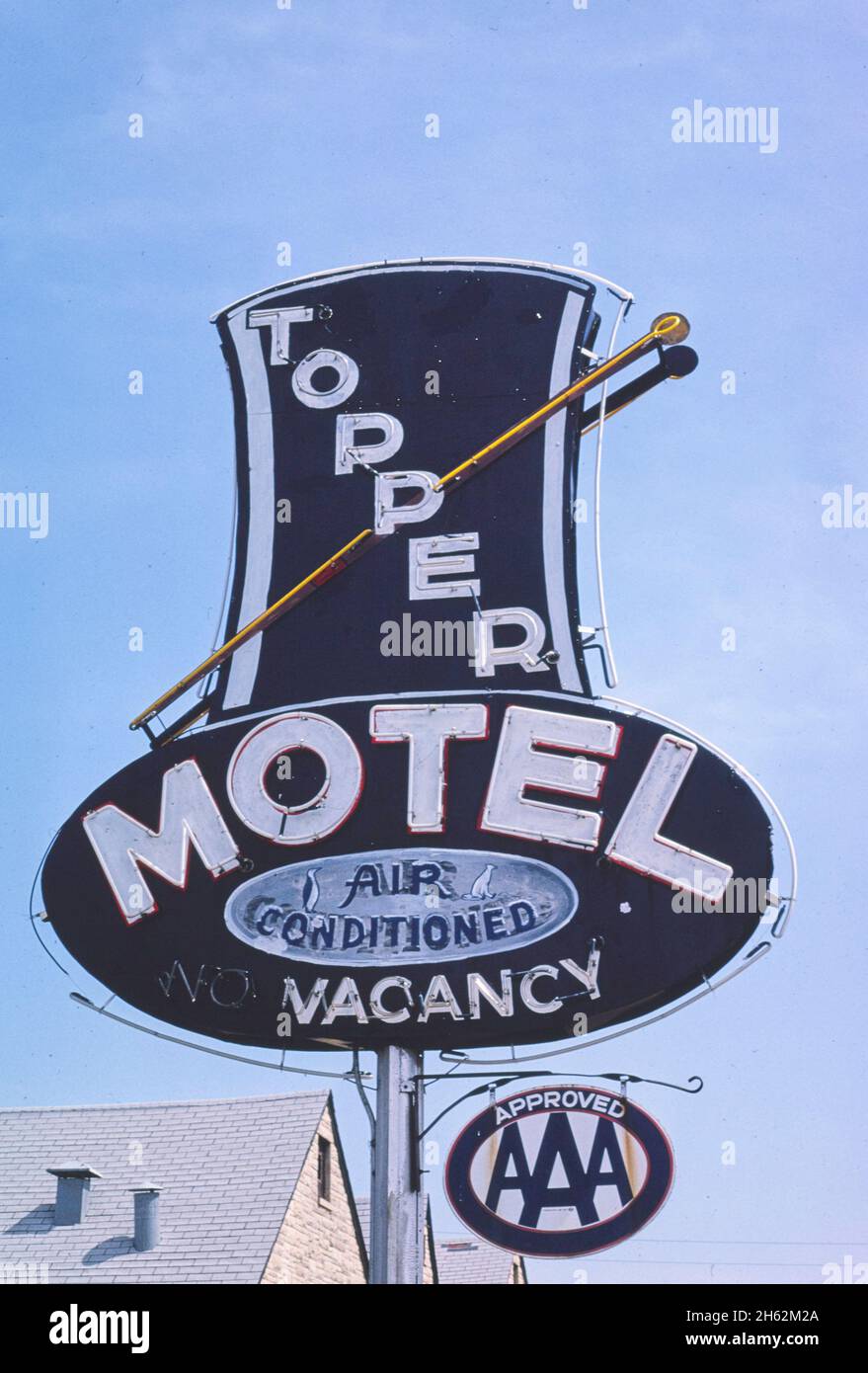 Topper motel sign hi-res stock photography and images - Alamy
