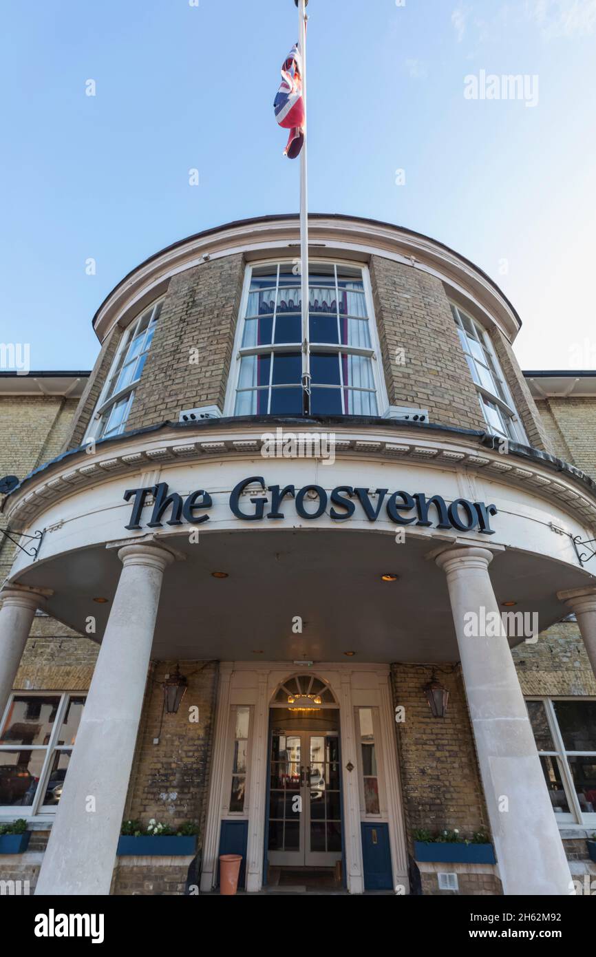england,hampshire,test valley,stockbridge,the historic grosvenor hotel ...