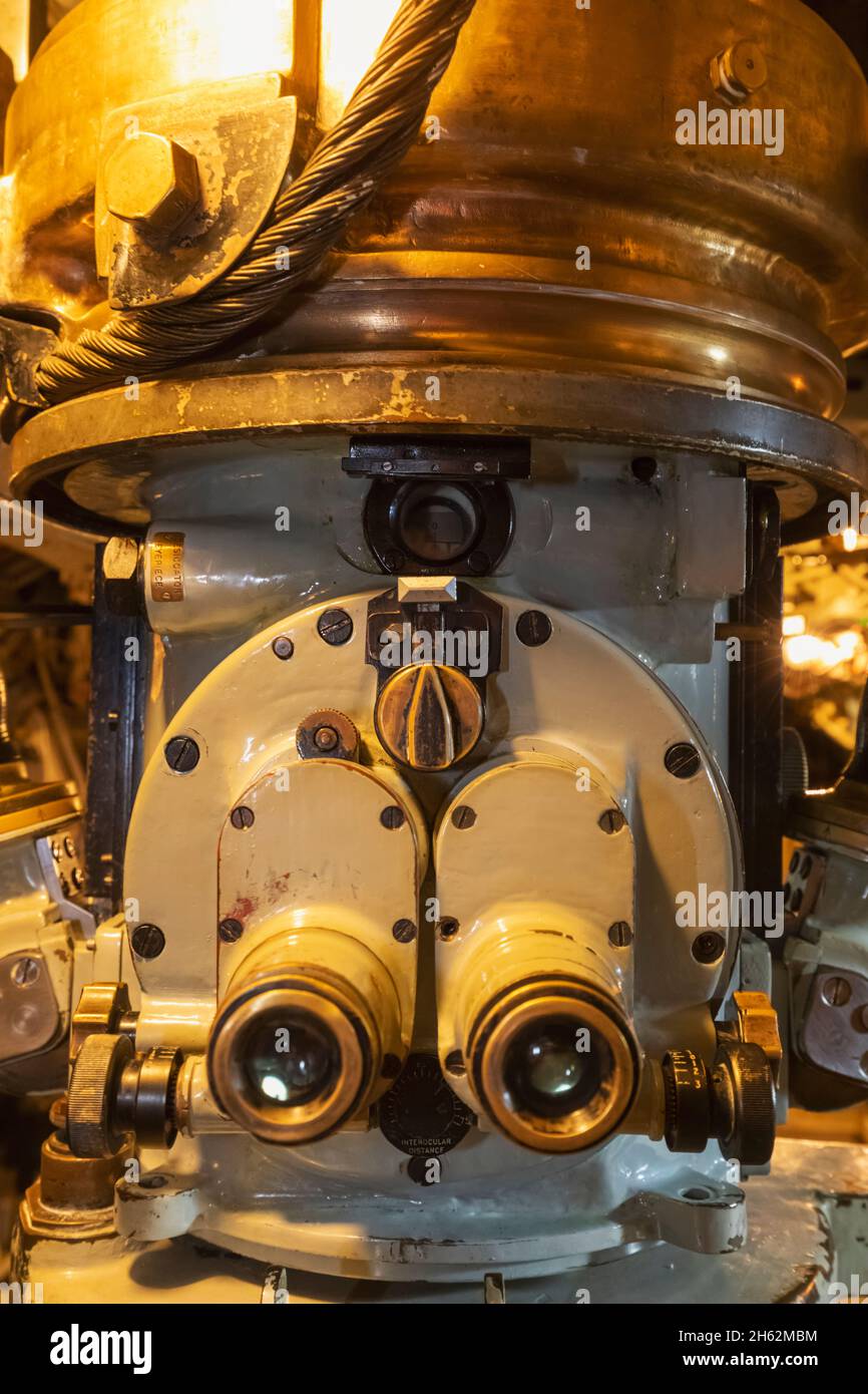 Submarine periscope hi-res stock photography and images - Alamy