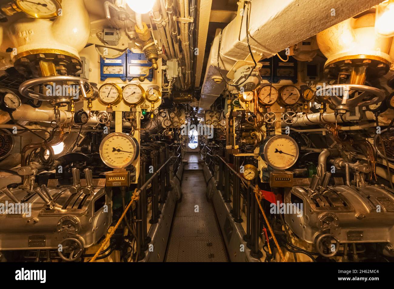 england,hampshire,portsmouth,gosport,portsmouth historic dockyard ...
