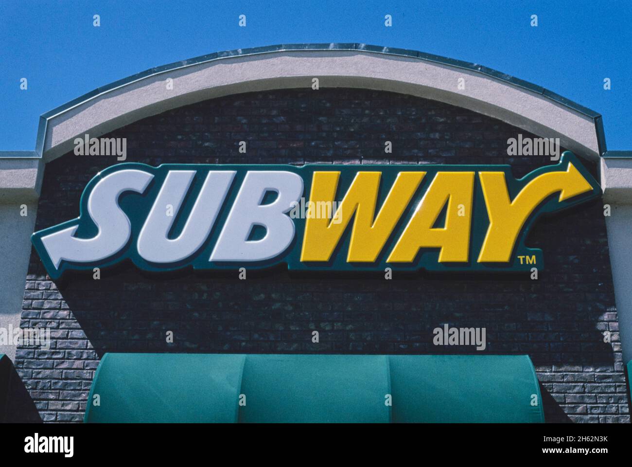 Subway Restaurant sign, Meridian, Idaho; ca. 2004 Stock Photo - Alamy