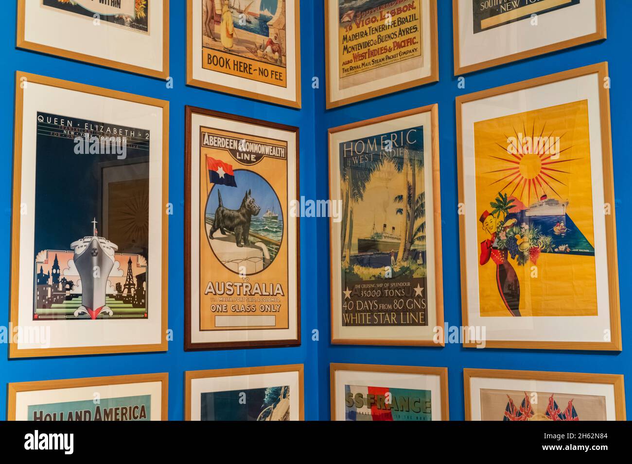 Vintage southampton posters hi-res stock photography and images - Alamy