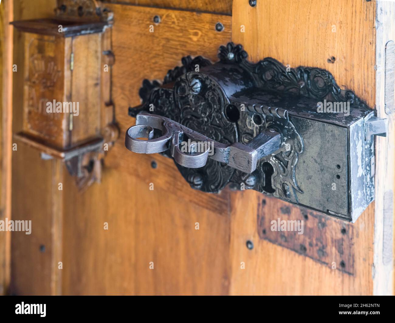 medieval door lock Stock Photo - Alamy