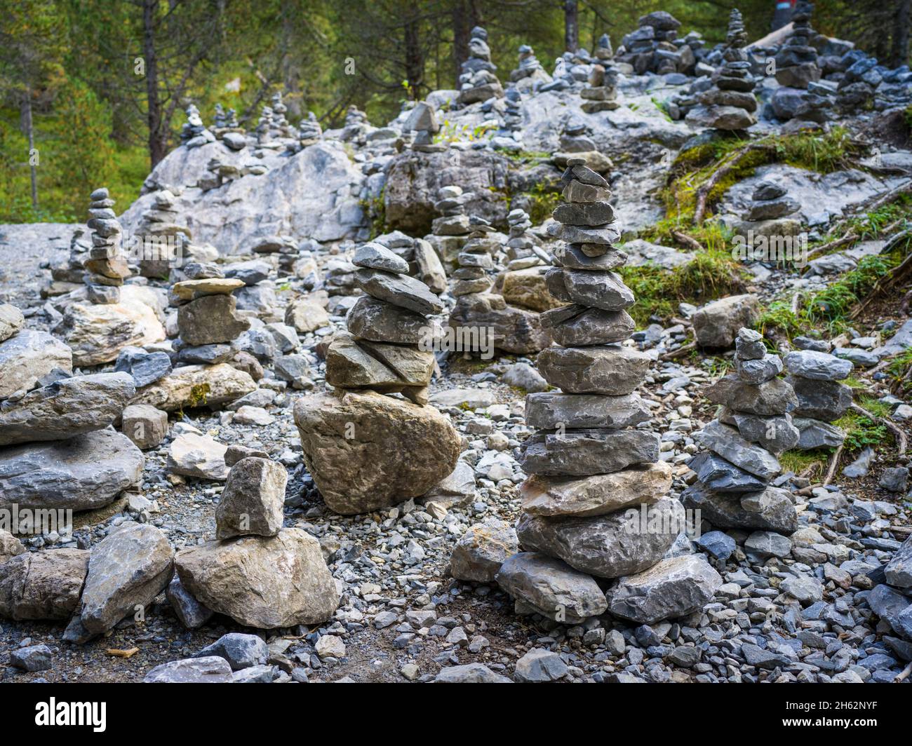 Stone pyramids hi-res stock photography and images - Alamy