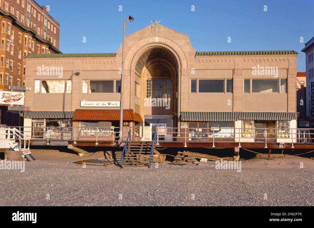 Atlantic city boardwalk archival hi-res stock photography and images ...