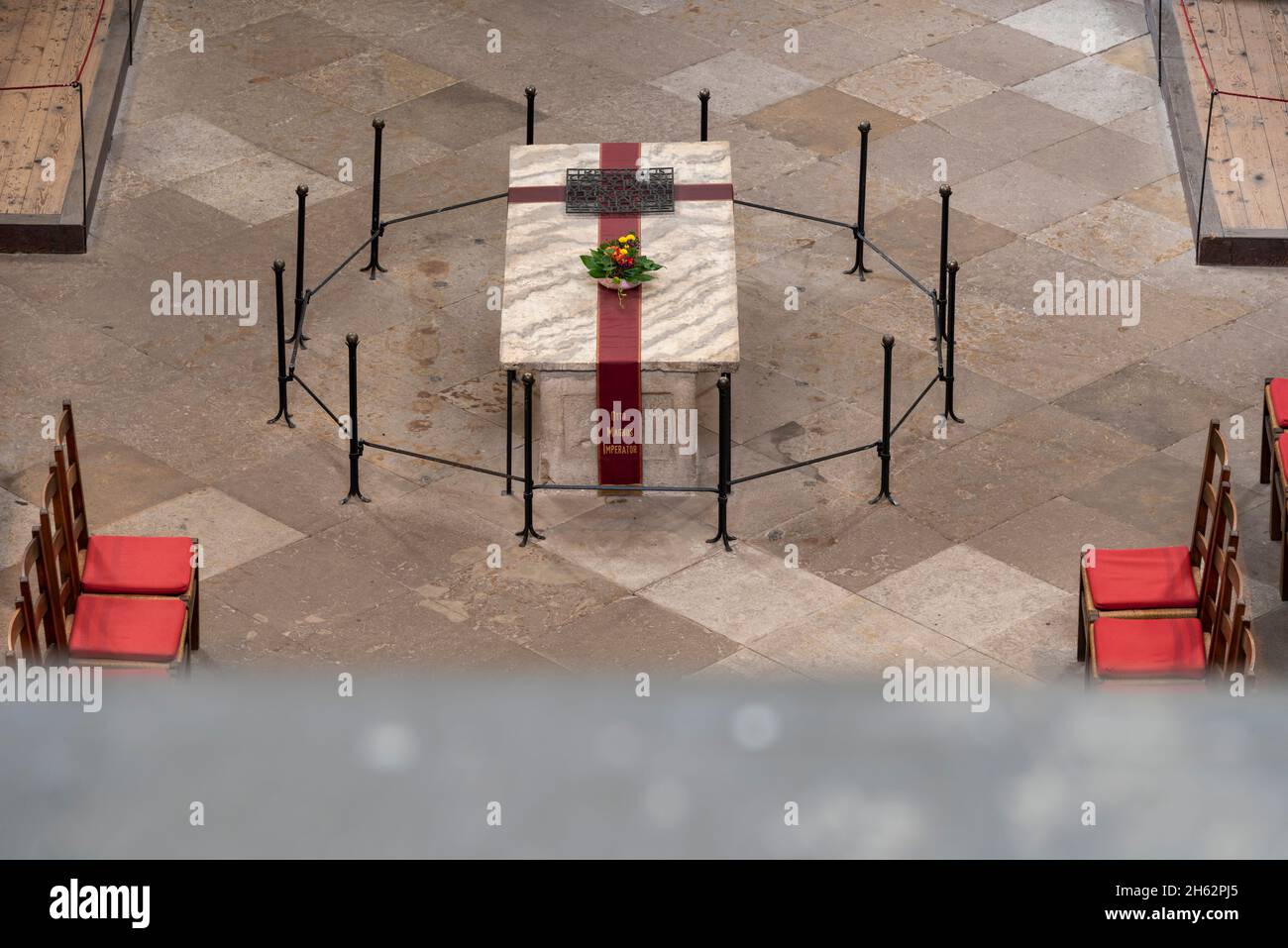 Emperor otto i burial place hi-res stock photography and images - Alamy