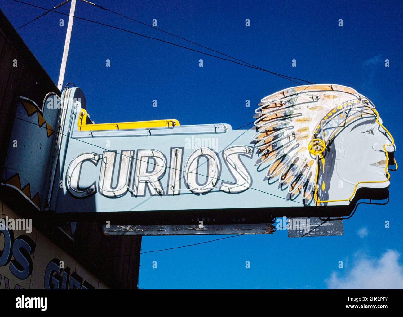 Curio signs hi-res stock photography and images - Alamy
