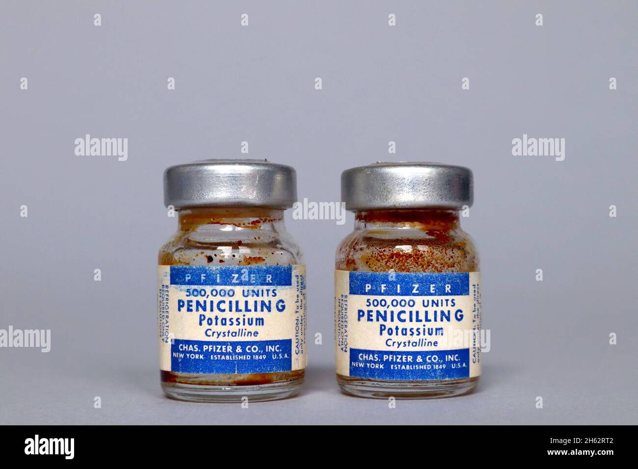 Vial of PFIZER Penicillin G - PFIZER is a US Pharmaceutical Companies ...