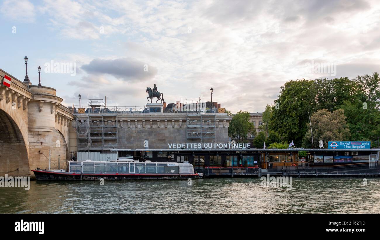 paris,france,ile-de-france region,pont neuf bridge,boat tour operator ...
