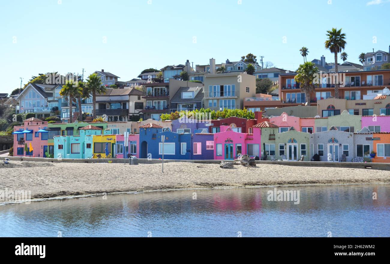 Colorful houses of Capitola Venetian Court in the California coast ...