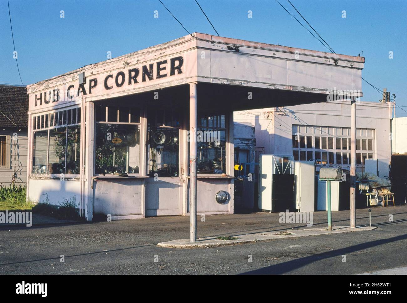 Vintage hub cap hi-res stock photography and images - Alamy